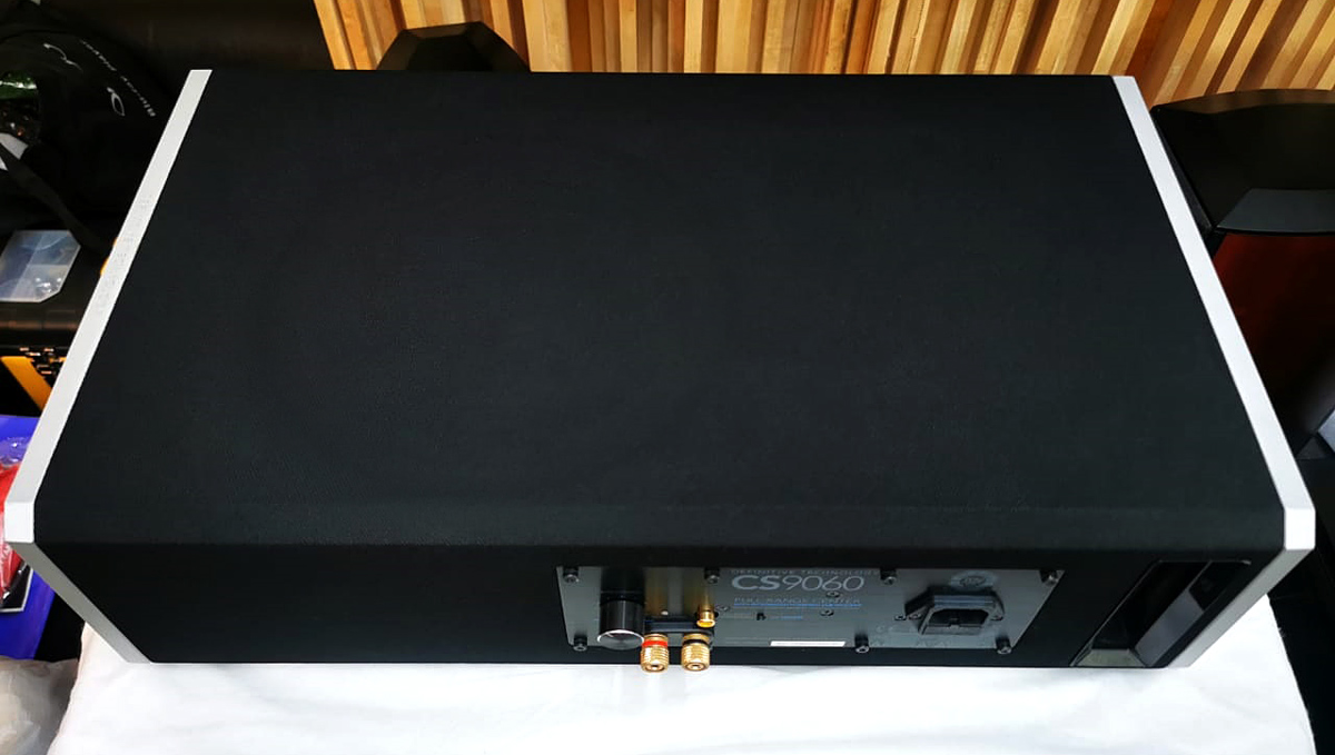 Definitive Technology CS9060 Center Speaker with active 8″ subwoofer