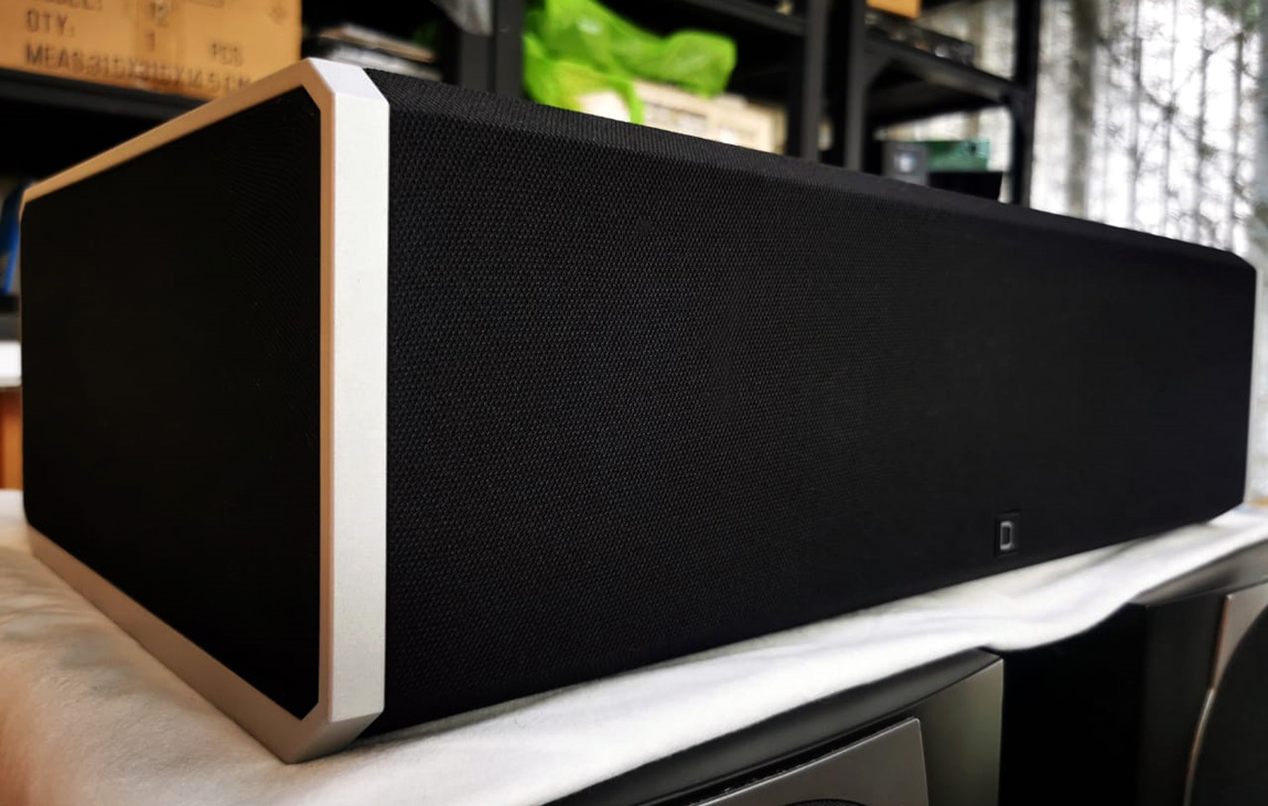 Definitive Technology CS9060 Center Speaker with active 8″ subwoofer